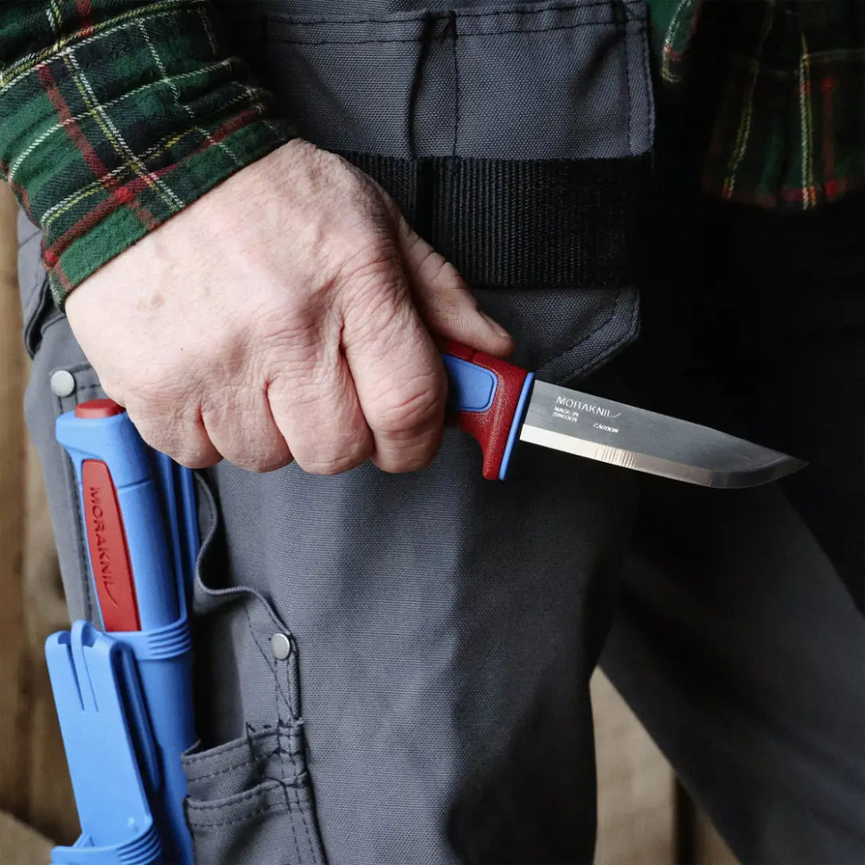 Заказать Нож Morakniv Basic 511, Цвет года 2025 blue/dala red на Fonarik.com